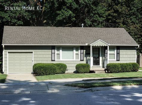 6325 Santa Fe Dr Overland Park Ks 66202 House Rental In Overland