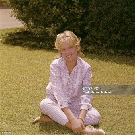Hayley Mills In Garden Circa 1964 News Photo Getty Images