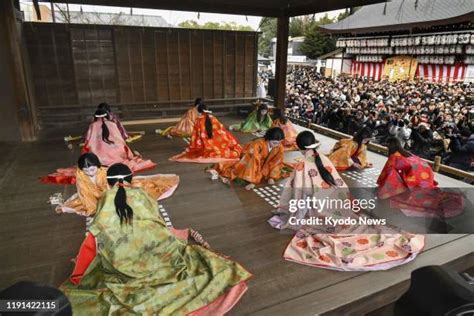 Heian Women In Ancient Japan Photos And Premium High Res Pictures