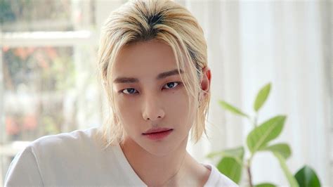 Хёнджин из STRAY KIDS и самые интересные факты которые вы могли о нем
