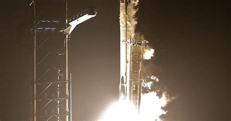 스페이스엑스 6번째 유인우주선 드래곤 Iss 향해 발사