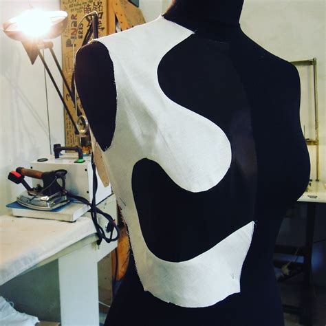 extreme dart manipulation sewing projects