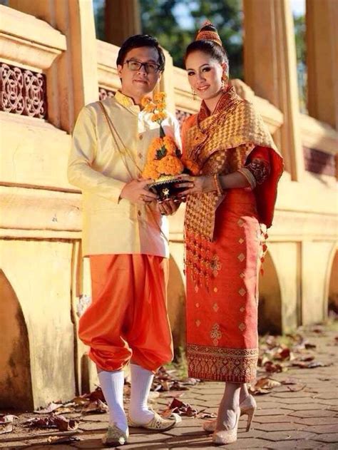 Pin By Amy Thammavong On Traditional Lao Weddingclothing Traditional