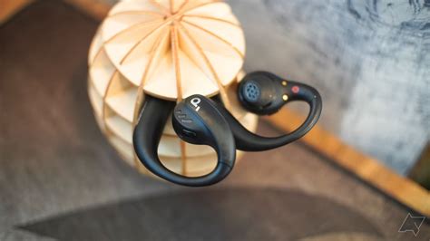 Anker Soundcore 21 AeroFitブラック