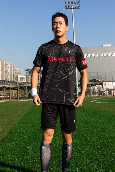 Kiri Soccer 손쉬운 커스텀 유니폼 제작