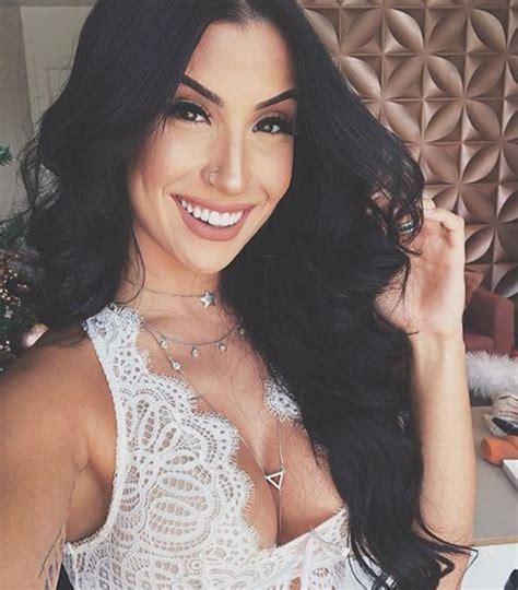Bianca Andrade a Boca Rosa faz plástica no nariz sonho Glamour
