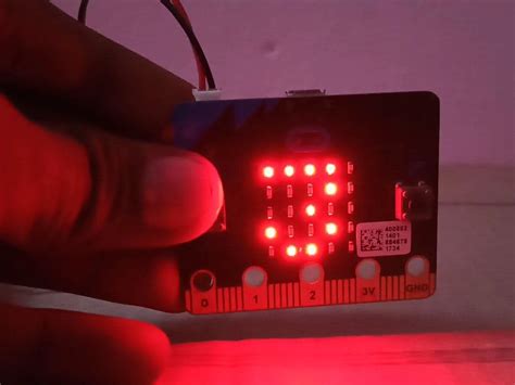 Temperature Measuring Device Using Microbit For Beginners