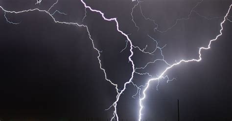 Nws Warns Severe Storms Floods And Isolated Tornadoes Possible Wednesday