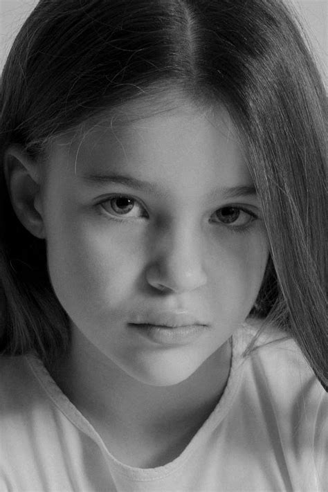 Iso Model Management Zoe