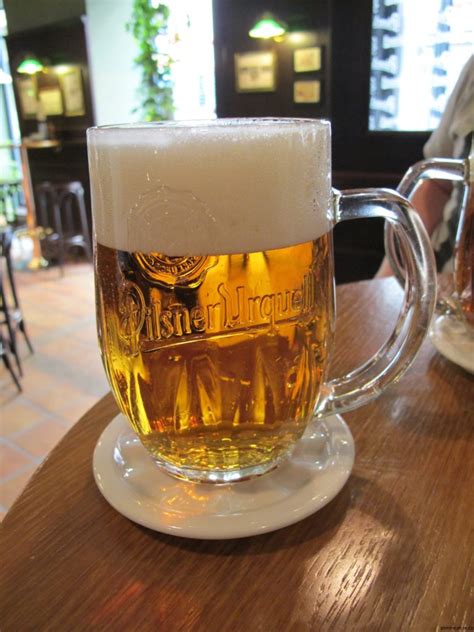 Recenze Pilsner Urquell | PivníRecenze.cz