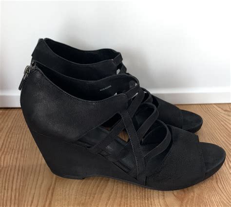 Eileen Fisher Dewey Black Wedge Sandals Size 11 Gem