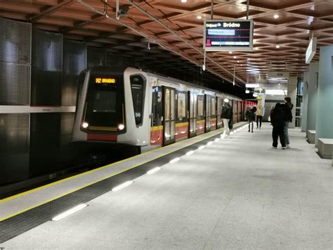 Metro W Polsce Nowa Publikacja Nie Tylko O Warszawskiej Sieci