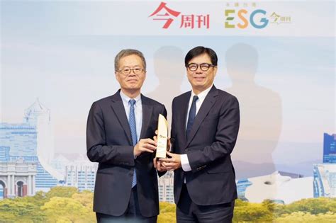 高雄市橫掃今周刊永續城市六大獎 陳其邁獲最佳首長信任獎