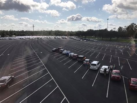 Pixie Dust Fan Epcot Today Park Is Fairly Quiet