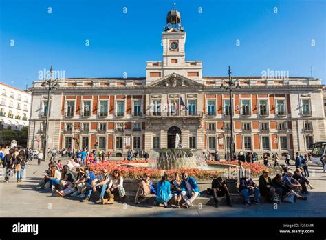 Horloge puerta del sol Banque de photographies et dimages à haute