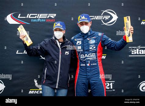 Monnier Justine Banque De Photographies Et Dimages à Haute Résolution