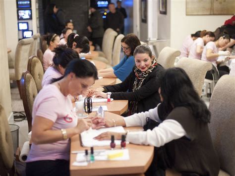 Nail Salons In Chicago For Manicures Pedicures And Nail Art