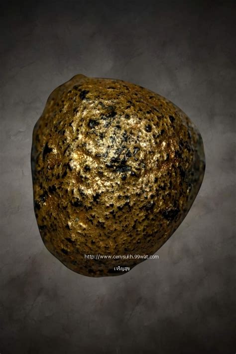 ลูกอมเจ็ดพญาช้างสาร หลวงพ่อดิ่ง วัดบางวัว จ ฉะเชิงเทรา ลงรักปิดทองเดิม ครับ เจริญสุข