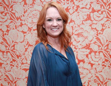 The Pioneer Woman Ree Drummond Takes On The Tiktok Tortilla Challenge