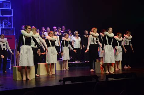 Adèle Guy Ultra Book Portfolio