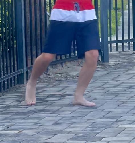 Taylor Bybees Feet