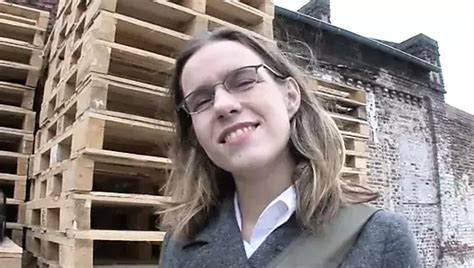 Mit Ihrer Muschi Ausgestreckt Von Dem Sexspielzeug Das Sie F Hlt Xhamster