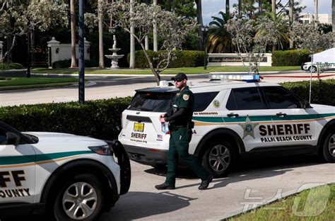 사진 트럼프 암살 미수 골프장 주변 경비 플로리다 경찰 뉴스1