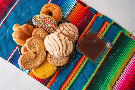 Premium Photo Group Of Assorted Mexican Sweet Bread Traditional
