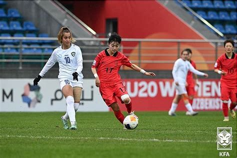 여자 U 20 축구대표팀 아시안컵 준결승 진출 연합뉴스