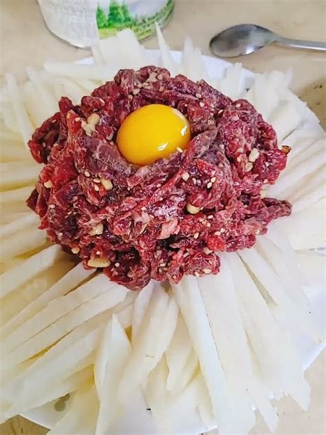 🔸️한번 잡숴봐~👍생일에 장모님께서 해주신 육회는 언제나 존맛탱~🤣~소주한잔~🍶shortsjmt 존맛탱브이로그밥도둑