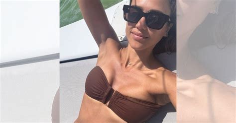 Jessica Alba Body
