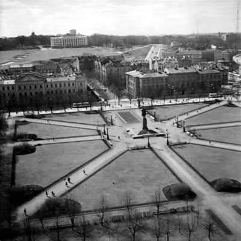 Profsąjungų Rūmai Kurių Tuoj Nebeliks Pasižiūrėkite Istorinius Kadrus Ir Tai Kaip Jie Viduje