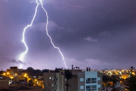Temporais Trouxeram Granizo Muitos Raios E Vento Forte MetSul Meteorologia