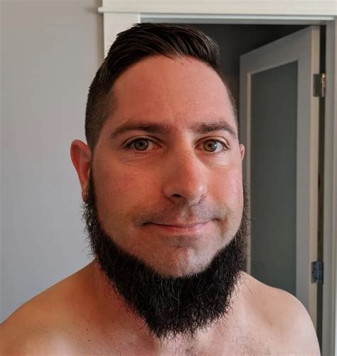 How To Grow And Style Chin Curtain Beard