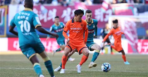 The Atmosphere Was Amazing Daejeon Hana Citizen Debutant Anton
