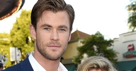 ‘토르 크리스 헴스워스 치매 유발 고위험 유전자 보유…활동 중단