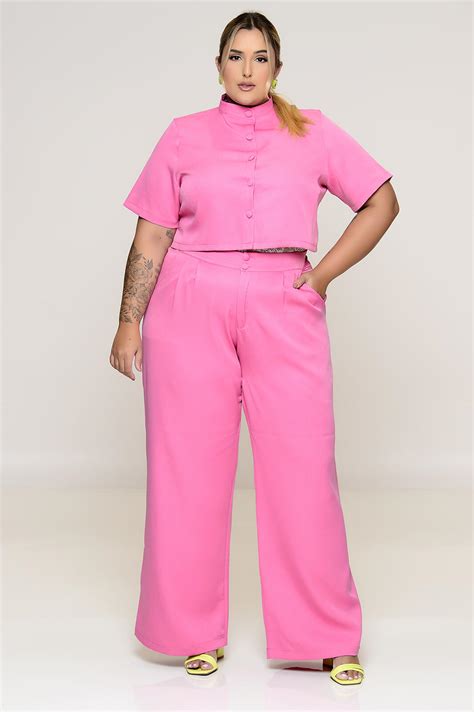 Conjunto Plus Size Camisa Cropped E Calça Pantalona Rosa Vk Moda Plus Size