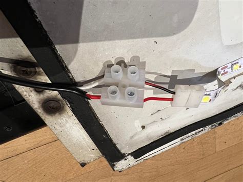 Help Trying To Connect Multiple Led Strips Description In Comments R Diyelectronics