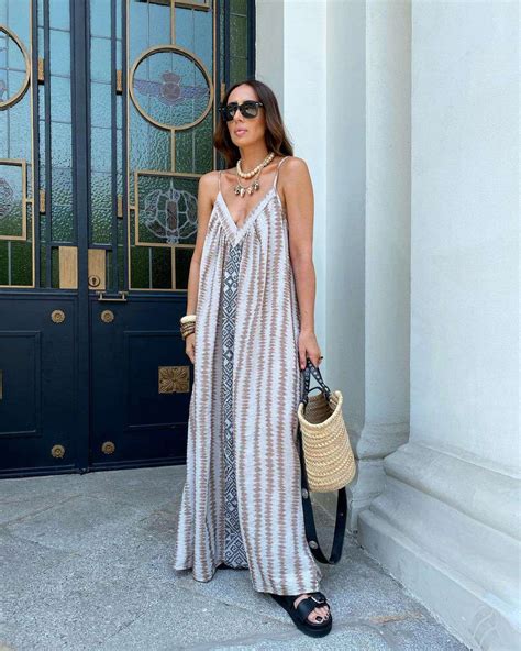 Cómo vestir con estilo en la playa 10 looks playeros cómodos y estilosos para verano 2023