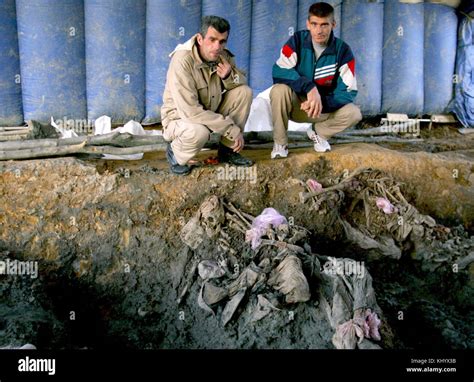 Unruhen Konflikte Krieg Krieg Männlich Facial Expression Knochen Bosnia