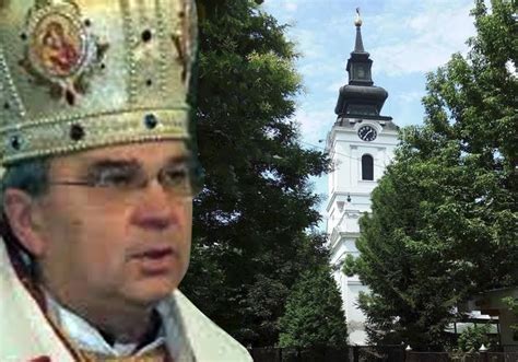 Krste Se Sa Tri Prsta Ali Gledaju Ka Vatikanu U Srcu Vojvodine