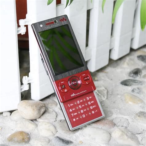 W705 Original Unlocked Sony Ericsson W705 FM Radio Bluetooth GSM