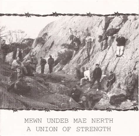 Various Artists Mewn Undeb Mae Nerth Reviews Album Of The Year