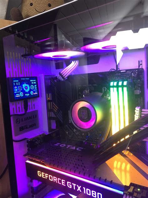Мини екран за Pc кутия гр Варна Колхозен пазар Olx Bg