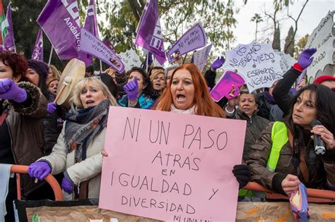 La Lucha Por Los Derechos El Feminismo Recupera El Espíritu Del 8m Y