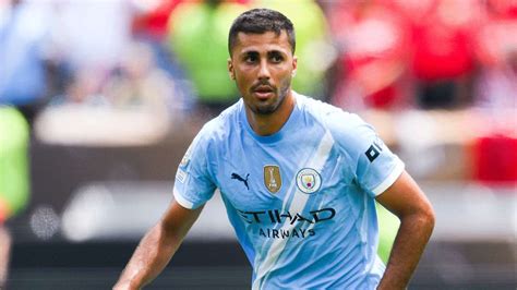 الحلول غير مغرية ريال مدريد يحسم موقفه من ضم فيتينيا ورودي والمفاجآت