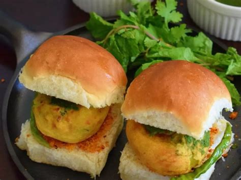 Inspired By Delhis Vada Pav Girl Heres How You Can Make Delicious