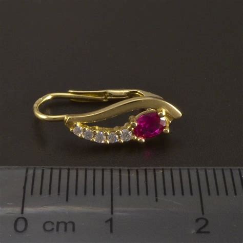 Goldene Ohrringe Mit Rubin Goldpointshop De
