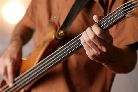 How Many Strings Do Bass Guitars Have Free Guides And Resources For Guitar Players