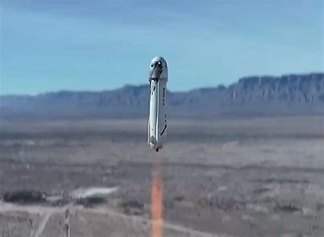 Blue Origin Spaceship Aces Rehearsal For Crewed Spaceflight